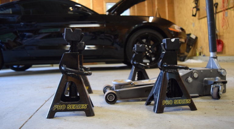 14 Tools You Need to Maintain Your Car